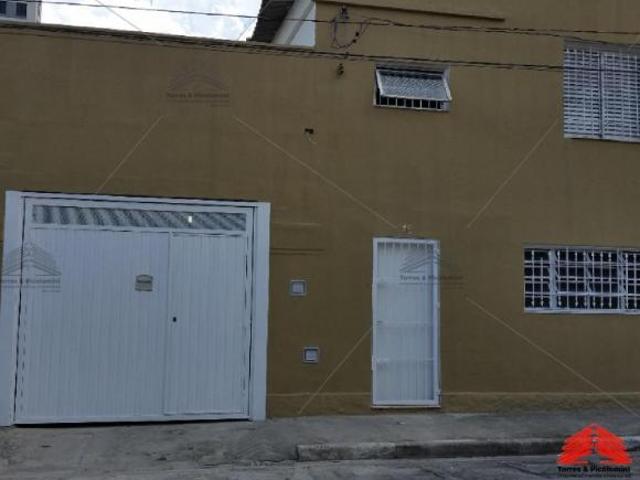 PRÉDIO COMERCIAL, COM 2 PISOS, COM ADAPTAÇÃO PARA RESIDENCIAL