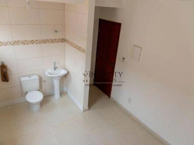 Prédio Comercial com 3 Pavimentos, Elevador e Fachada Imponente – Vila Ema