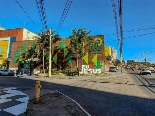 Prédio Comercial de Esquina Alugado ao Colégio COC à venda Renda Imediata em Águas Claras