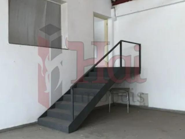 Prédio Comercial de 692 m² Lapa