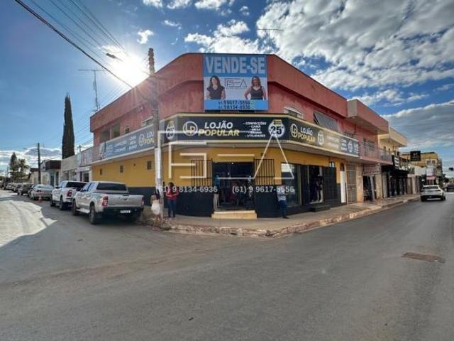 PRÉDIO COMERCIAL E RESIDENCIAL À VENDA NO CENTRO DE FORMOSA
