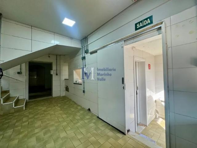 Prédio Comercial em Área Nobre