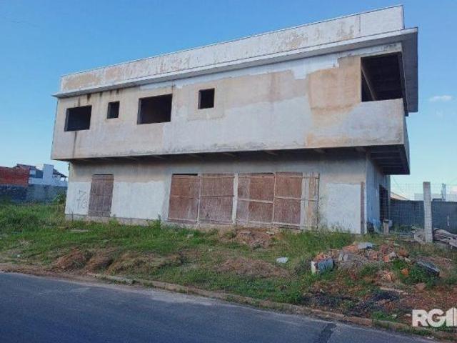 Prédio Comercial em Jardim dos Lagos