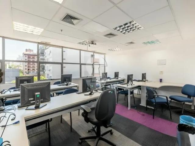 Prédio Comercial em Porto Alegre Nao