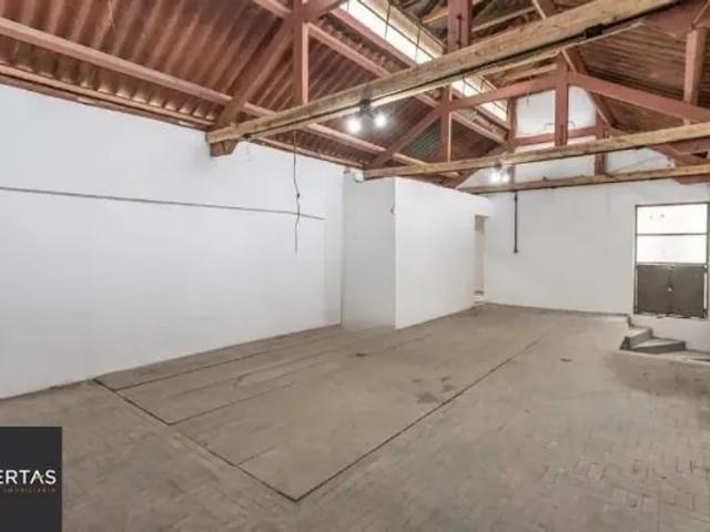 Prédio Comercial em São Geraldo