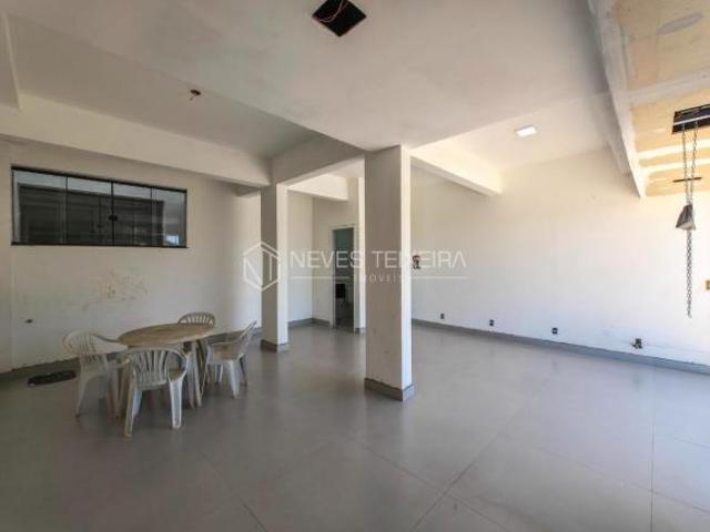 Prédio Comercial Inteiro | QE 56 | Loja e Kitnets | Guará II | Oportunidade!