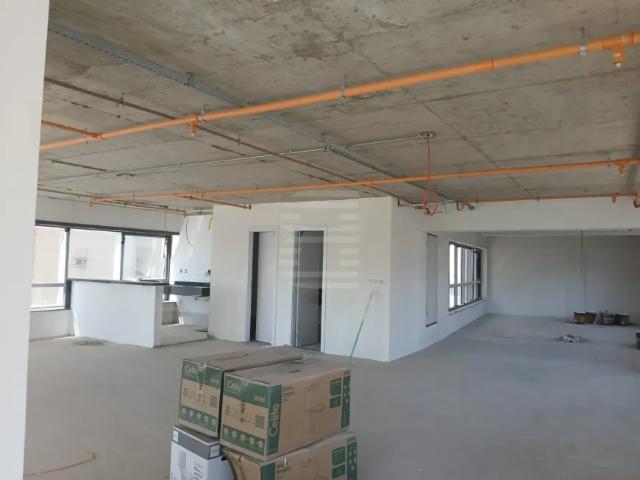 Predio comercial para alugar com frente para Avenida Norte Sul