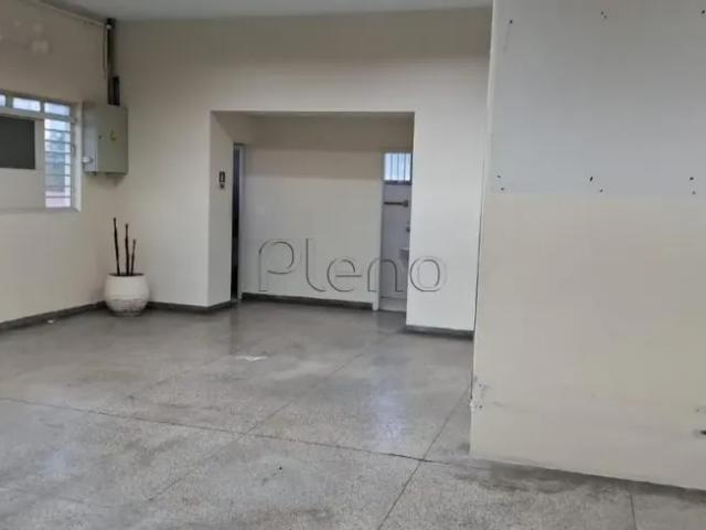 Prédio comercial para locação na Avenida Brasil com 762 m²