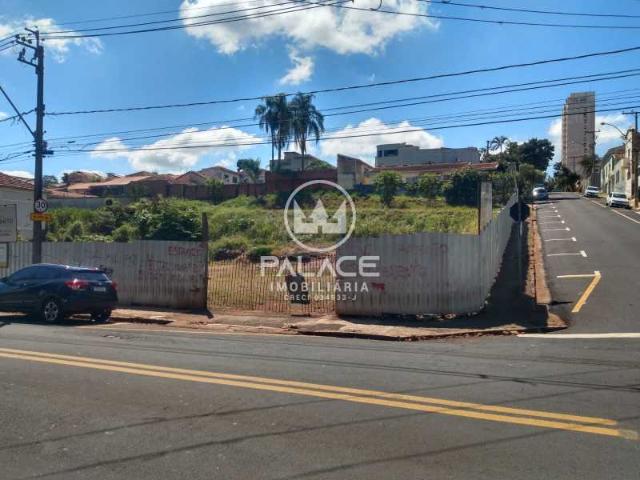 Prédio Comercial para venda em Centro em Piracicaba São Paulo de 10.00m² com 1 Quarto, 1 Suíte e 1 Garagem