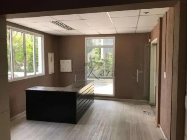 Prédio Comercial Pinheiros 1.200m²