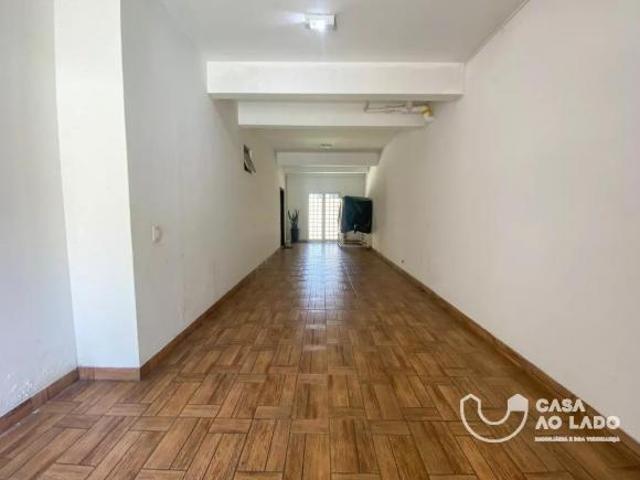 Prédio comercial 368 m² com loja térrea + apartamento de 03 quartos e Suíte no Ahú Curitiba/PR