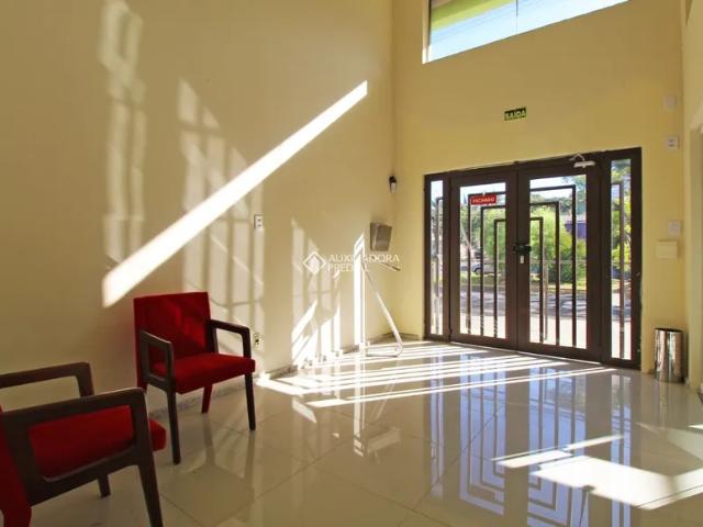 Prédio comercial, 4 andares, separados, 6 vagas, cobertura JARDIM ITU