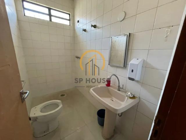 Prédio comercial, 7 salas, 4 vagas, 7 banheiros, Jardim da Saúde