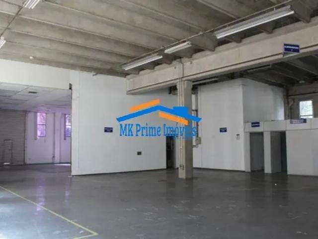 Predio Comercial/Industrial 2200m² c/ Docas Alugado p/ Venda Zona Sul SP
