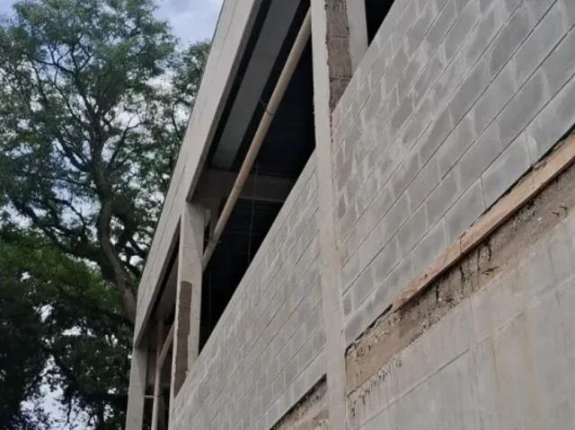 Predio comerciall com 800 m2 fl26