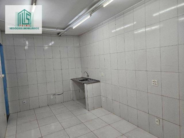 Predio Coml. para alugar no Jardim Santo André 4 Dorms