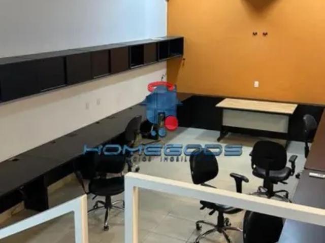 Prédio à venda em Campinas, Vila Lemos, com 600 m²