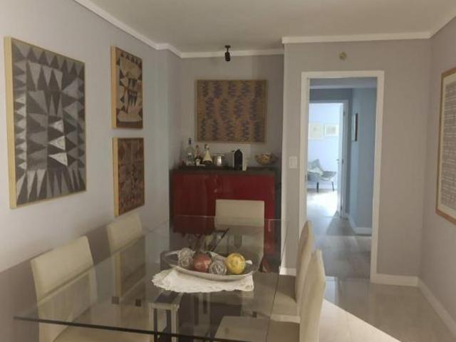 Prédio estilo Lindenberg apto. todo refor. px. Shop.Paulista e Hosp. Benef.Portuguesa Oswaldo Cruz!