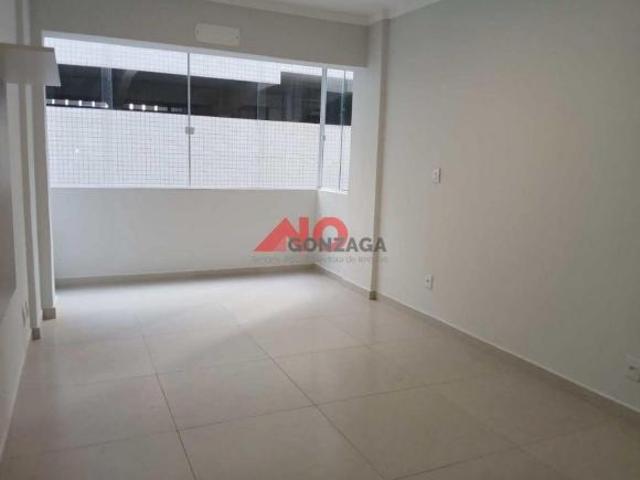 Prédio Frente ao mar, apartamento lateral, 1º andar, todo reformado