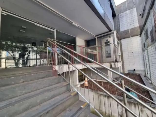 Prédio Inteiro com 849 m² no Campos Elíseos