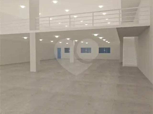 Prédio inteiro para locação em Vila Regente Feijó SP