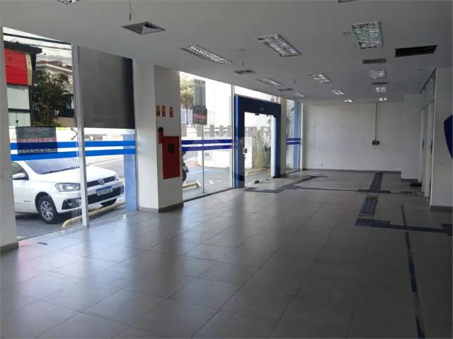 Prédio inteiro para locação em Água Fria SP
