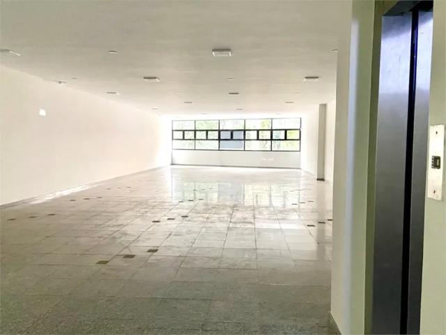 Prédio inteiro para locação em Consolação SP