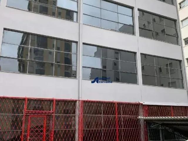Prédio monousuário 2.600 m2 de área construída com térreo 800 m2 + 04 andares 20 vagas