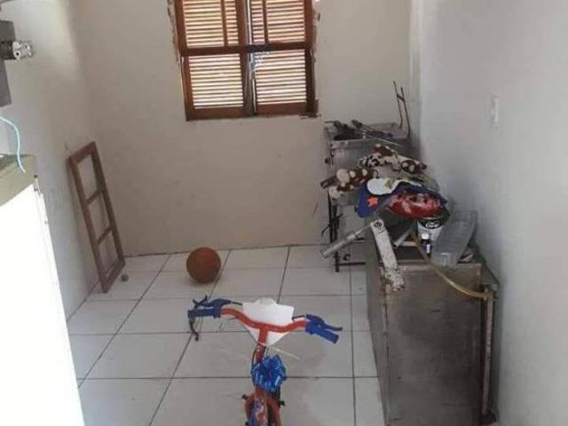 PREDIO MISTO: CASA 3 DORM. + LOJA NA O.SOUZA