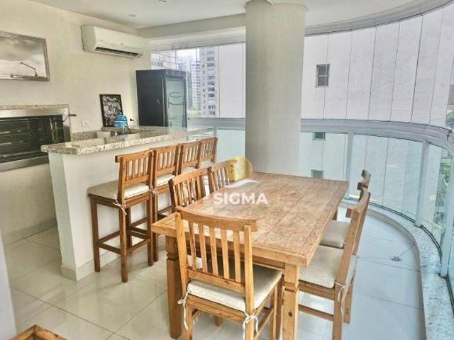 PRÉDIO NOVO Apartamento com 3 suítes à venda na Praia das Pitangueiras Guarujá/SP