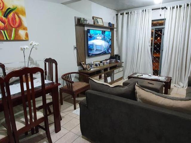 PRÉDIO NA EQNP 22/26 PSUL COM LOJA TÉRREA E 2 APARTAMENTOS COM SALA E 3 QUARTOS