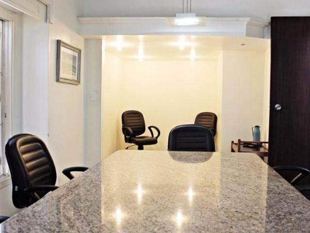 Predio para Venda 236m², 0 dormitórios, 4 vagas Menino Deus