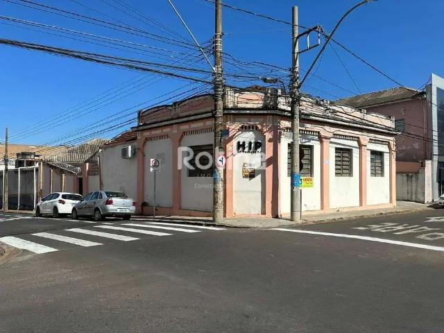 Prédio para Venda em Uberlândia/MG Centro 3 Quartos
