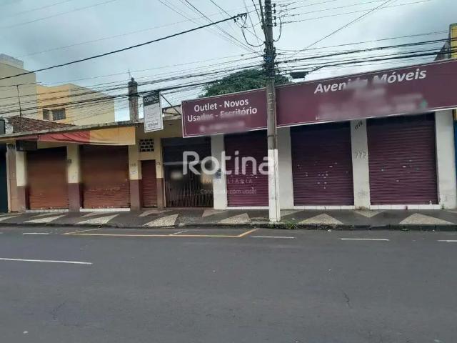 Prédio para Venda em Uberlândia/MG Nossa Senhora Aparecida 5 Quartos