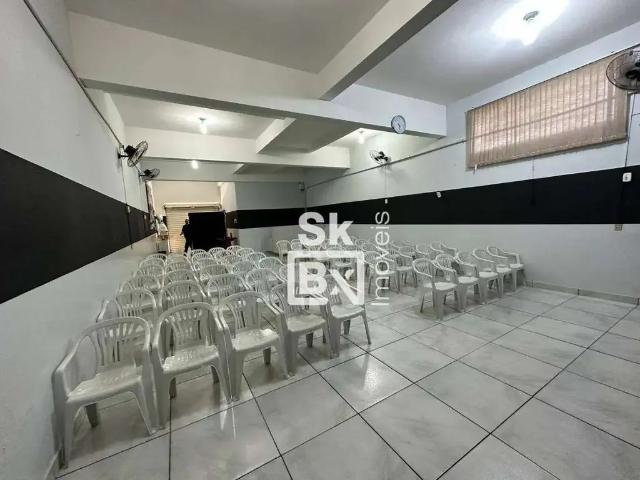 Prédio para Venda em Uberlândia/MG Saraiva
