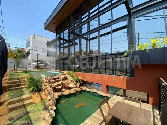 Prédio para Venda em Uberlândia/MG Vigilato Pereira