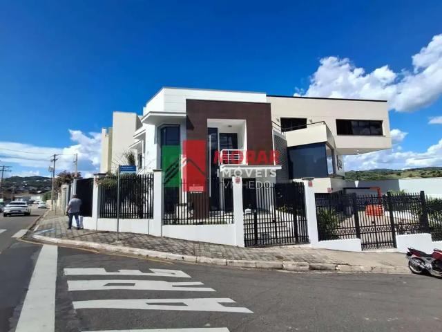 Prédio para Venda em Vinhedo/SP Centro