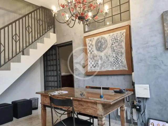 Prédio para Venda em Vinhedo/SP Centro 7 Quartos