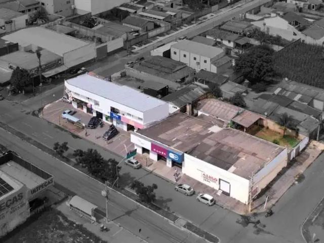 Prédio para Venda em Aparecida de Goiânia/GO Jardim Cristalino 4 Quartos