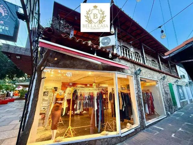 Prédio para Venda em Armação dos Búzios/RJ Centro 5 Quartos