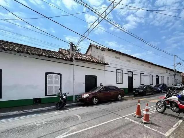 Prédio para Venda em Barueri/SP Centro 6 Quartos