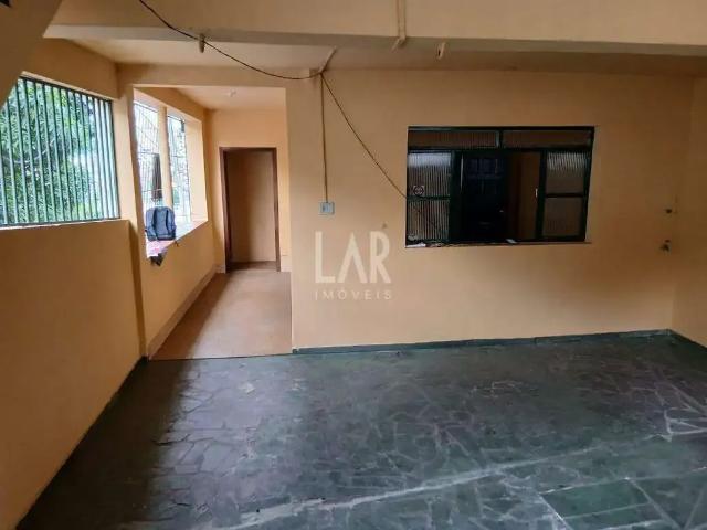 Prédio para Venda em Belo Horizonte/MG Sagrada Família 8 Quartos