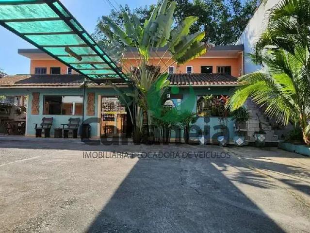 Prédio para Venda em Cananéia/SP Centro 18 Quartos