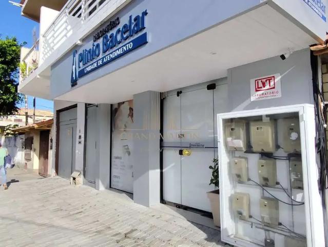 Prédio para Venda em Cabo Frio/RJ São Cristóvão 6 Quartos