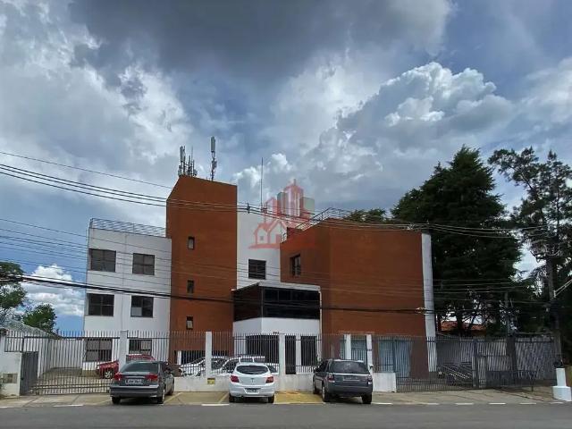 Prédio para Venda em Cotia/SP Jardim Lambreta 15 Quartos