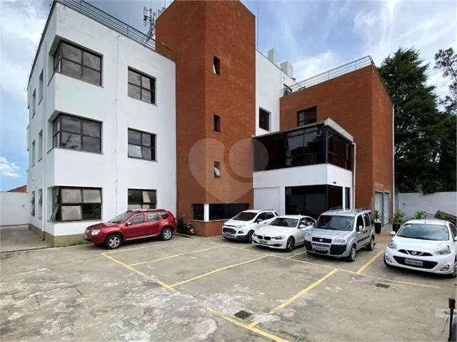 Prédio para Venda em Cotia/SP Granja Viana