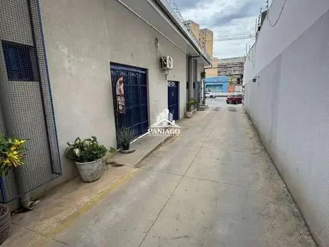 Prédio para Venda em Cuiabá/MT Bandeirantes