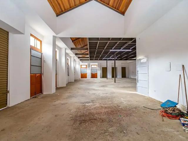 Prédio para Venda em Curitiba/PR Rebouças