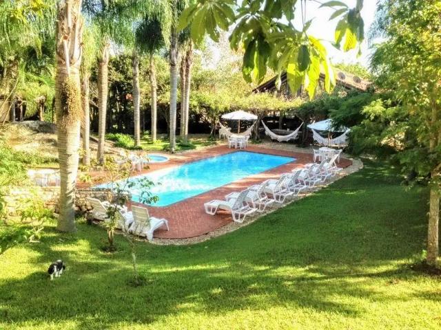 Prédio para Venda em Florianópolis/SC Praia Brava 37 Quartos