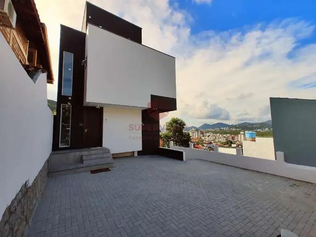 Prédio para Venda em Florianópolis/SC Trindade
